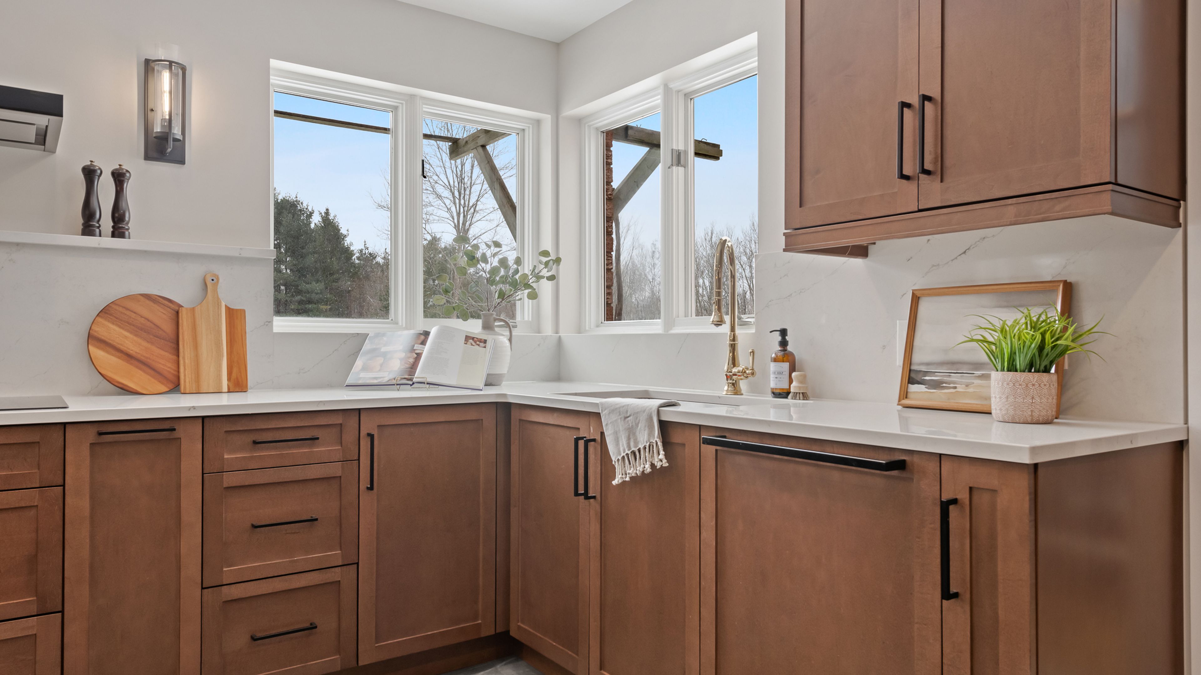 Calacatta Venato — HanStone