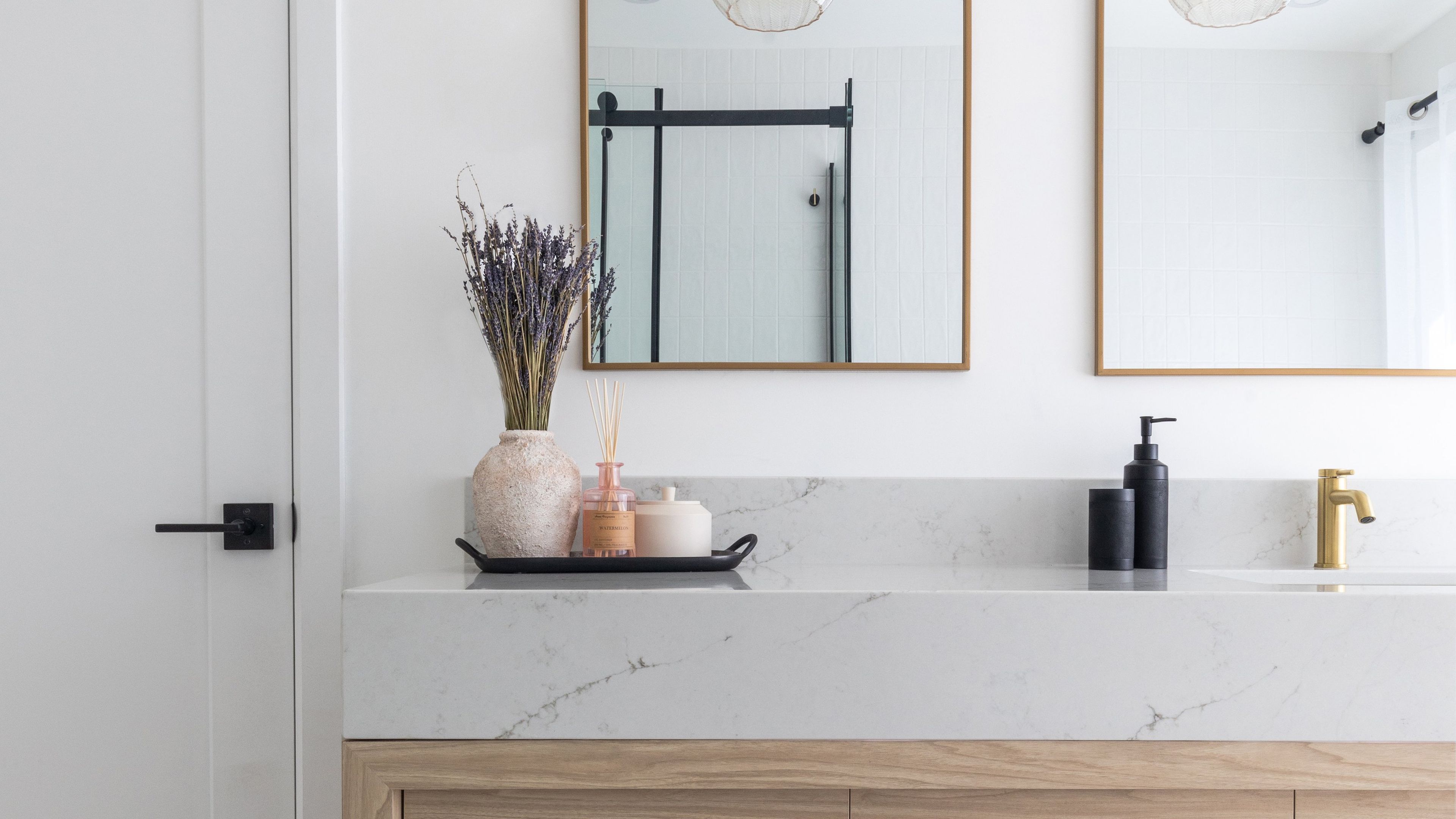 Calacatta Venato — HanStone