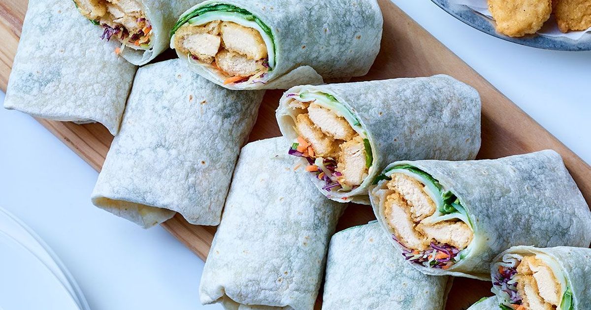 Breaded boneless chicken breast fingers, halal (seasoned, parfried ...